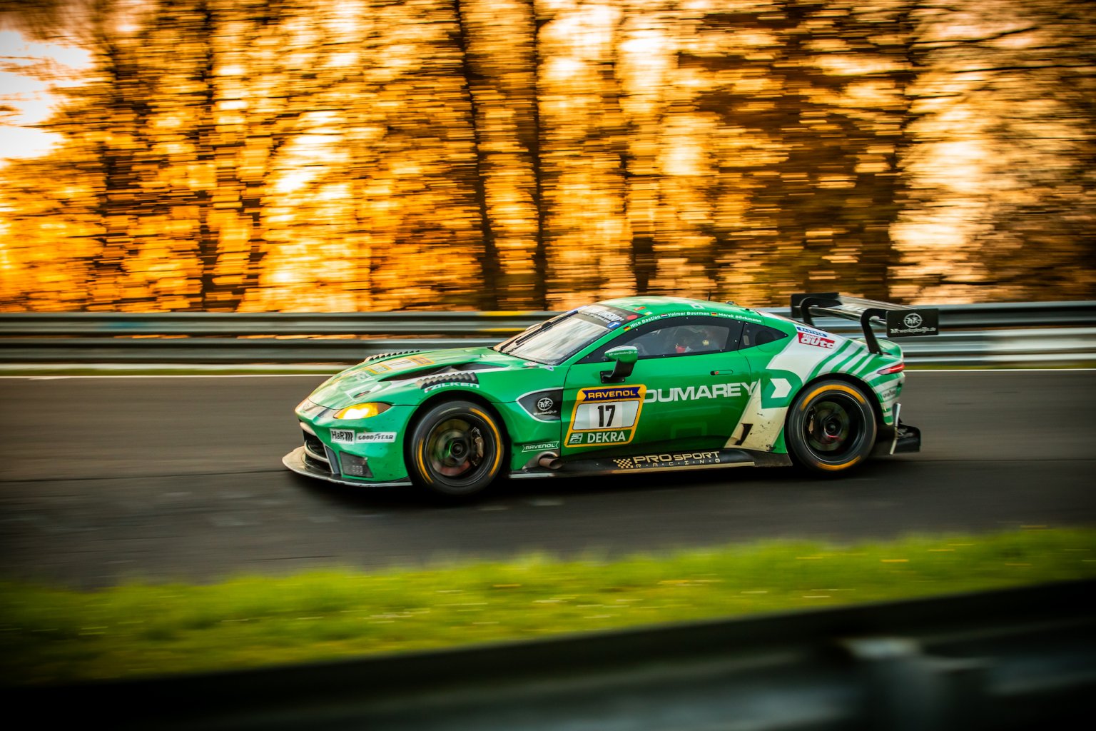 PROsport Racing with victorious 24h preparation - ProSport Racing